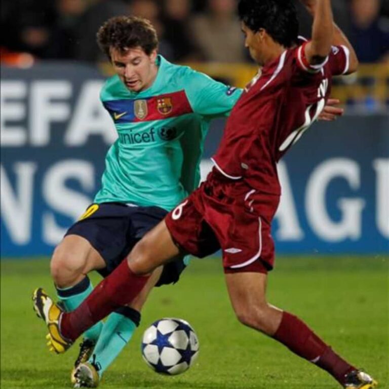 Lionel Messi – Barcelona – Match issued – UEFA Champions League 2010/11 ...